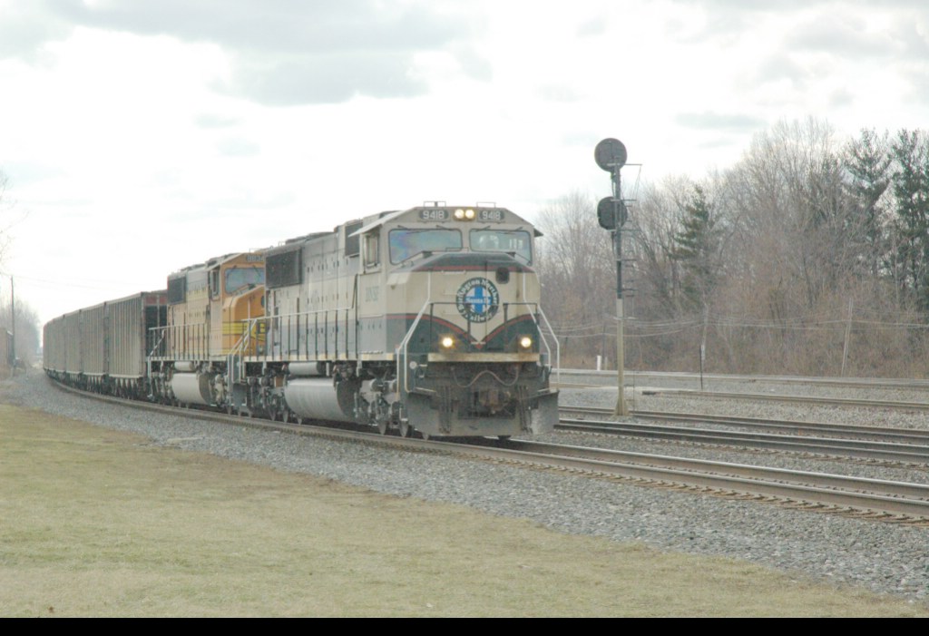 BNSF 9418 East on CSX